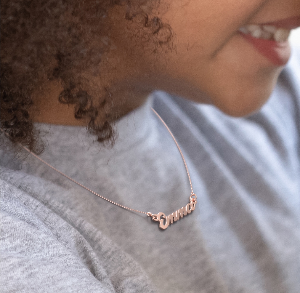 Personalized Jewellery | Custom Gemstones & Engravings | Jewlr